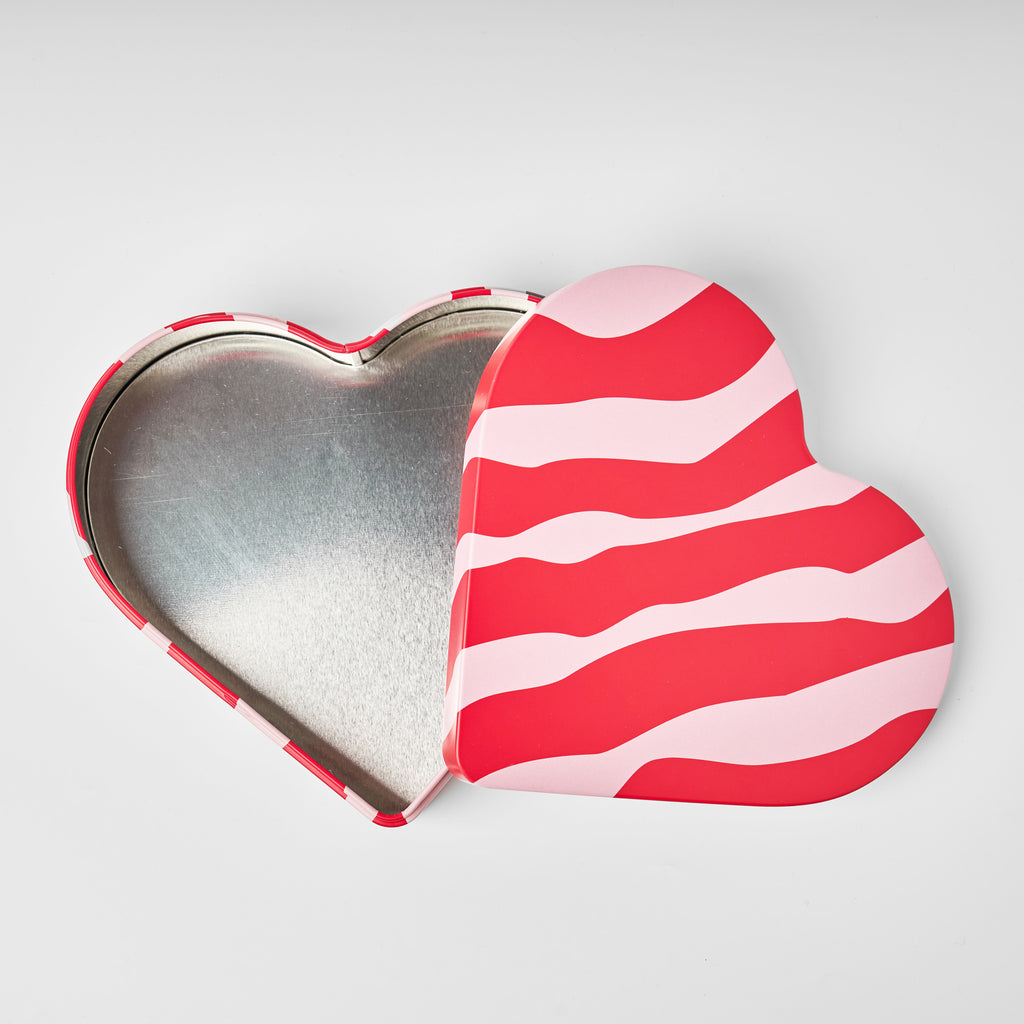 Gåva Kärlek – A Heartfelt Taste of Sweden (empty) | TotallySwedish Ltd